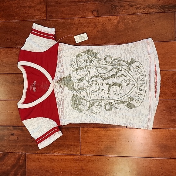 Universal | Tops | Nwt The Wizarding World Of Harry Potter Universal ...